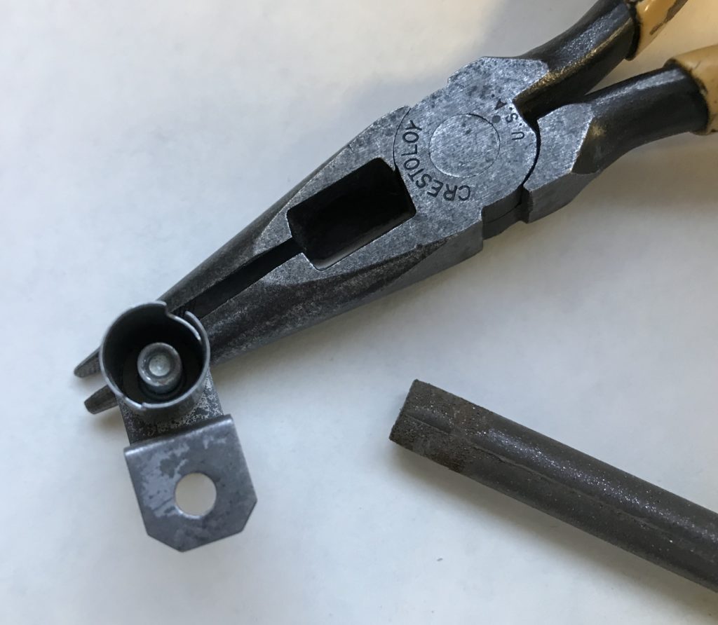 Repair Those #$@#^%& Flickering Pinball Lamp Sockets